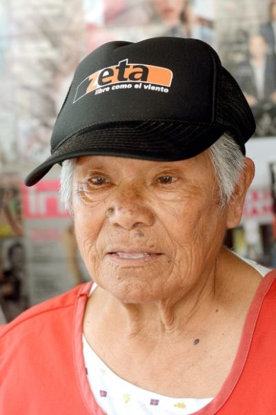Doña Conchita, casi 30 años vendiendo periódicos - Semanario ZETA
