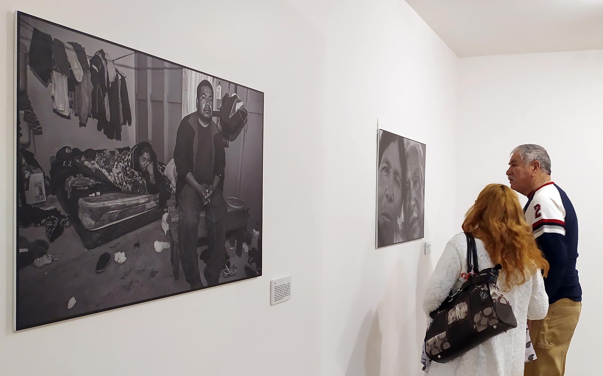 Inauguran exposición “En los campos del norte” de David Bacon ...