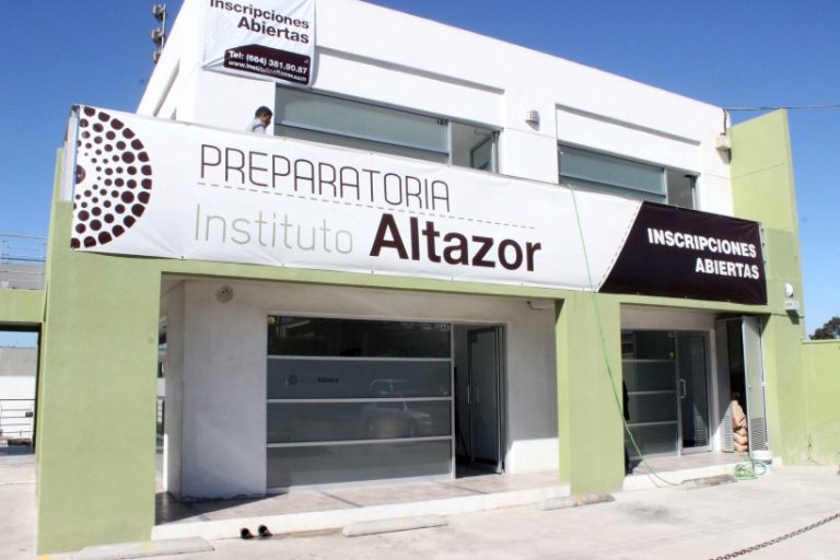 Instituto Altazor - Semanario ZETA