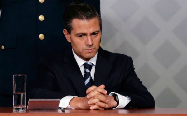 Los “políticos corruptos” y los “pistoleros mafiosos” deben rendir ...