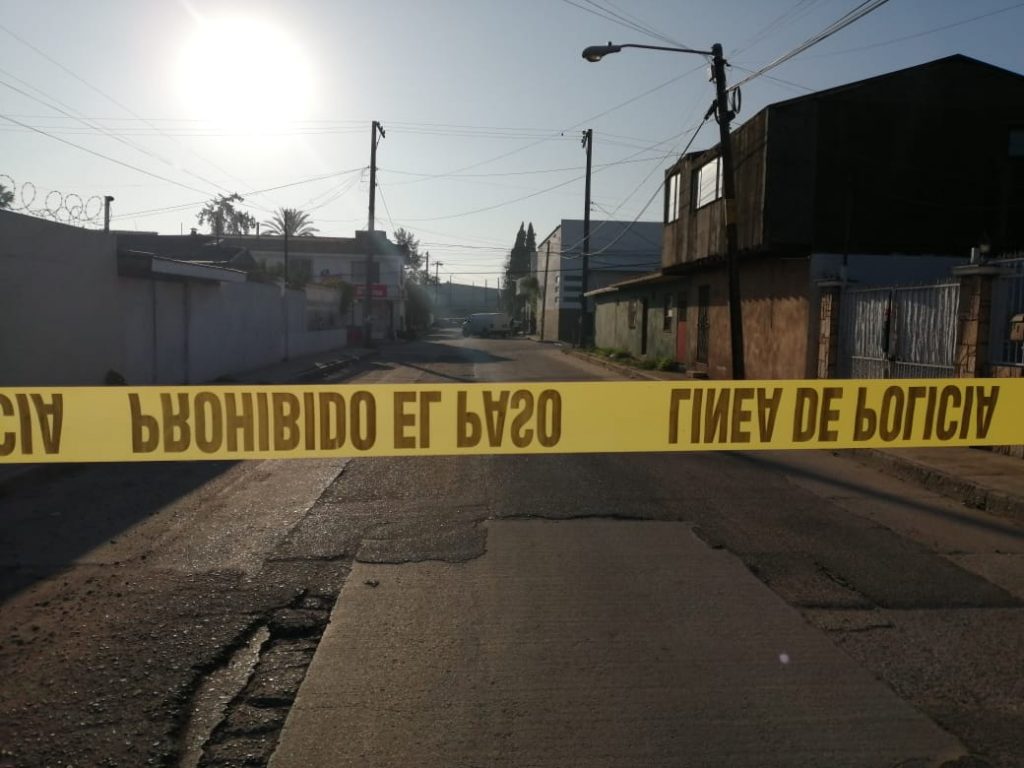 Reportan tres muertos en Tijuana; a uno le dejan narcomensaje ...