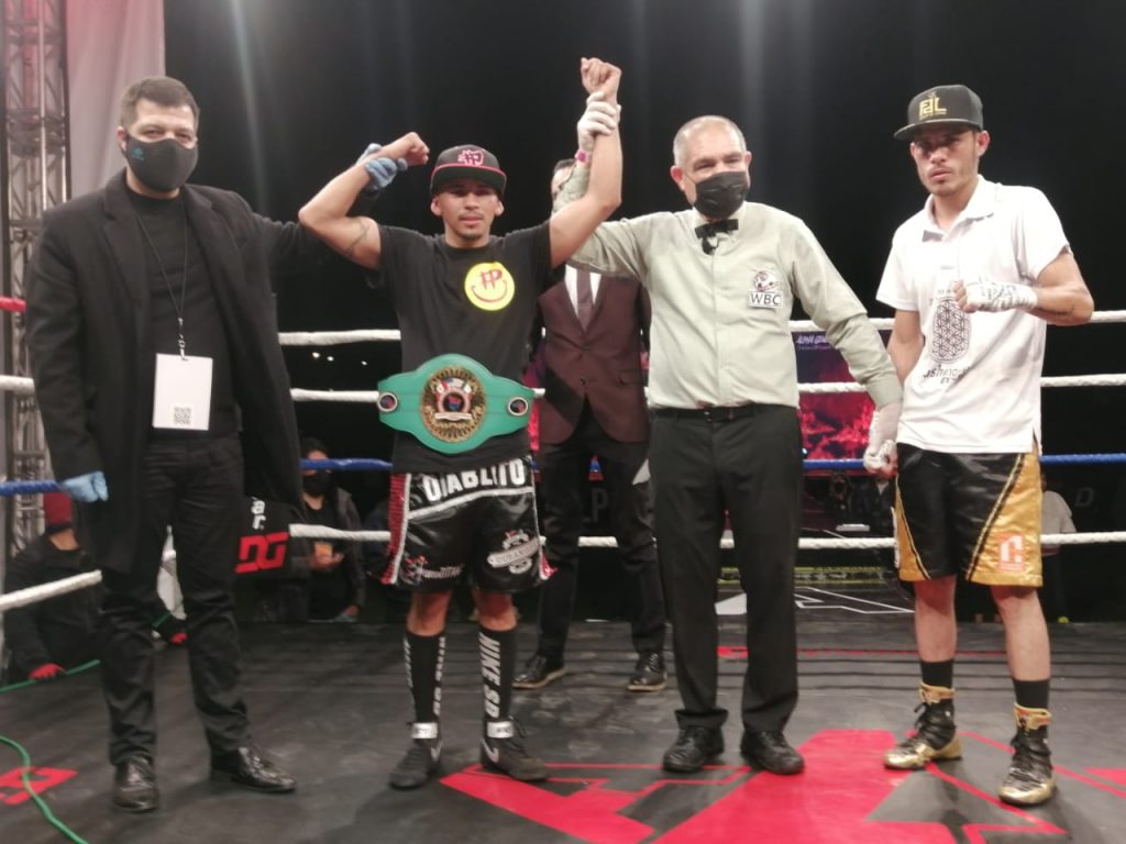 El “Diablito” Ramos obtiene título Super Mosca de la NABF en función de ...