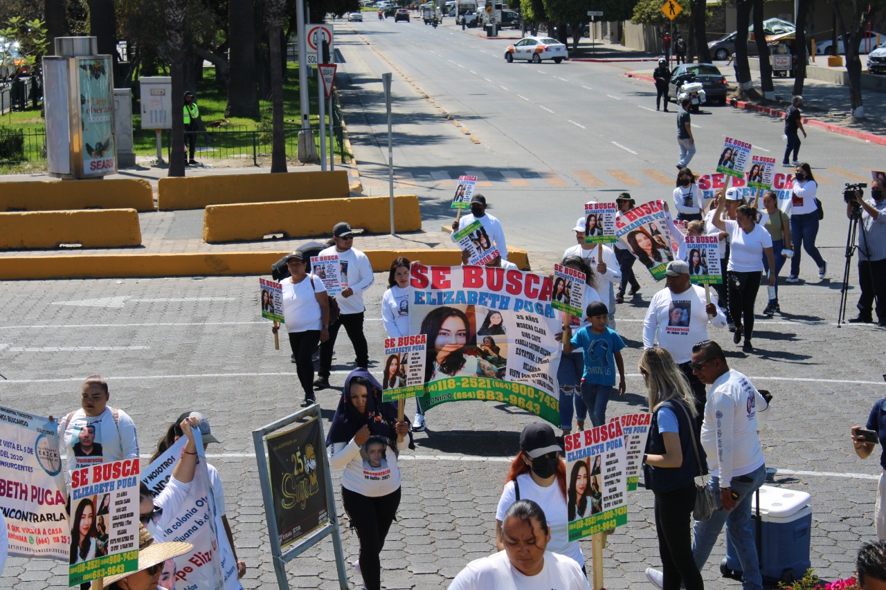 Tras dos años de la desaparición de Elizabeth Puga su familia continúa ...