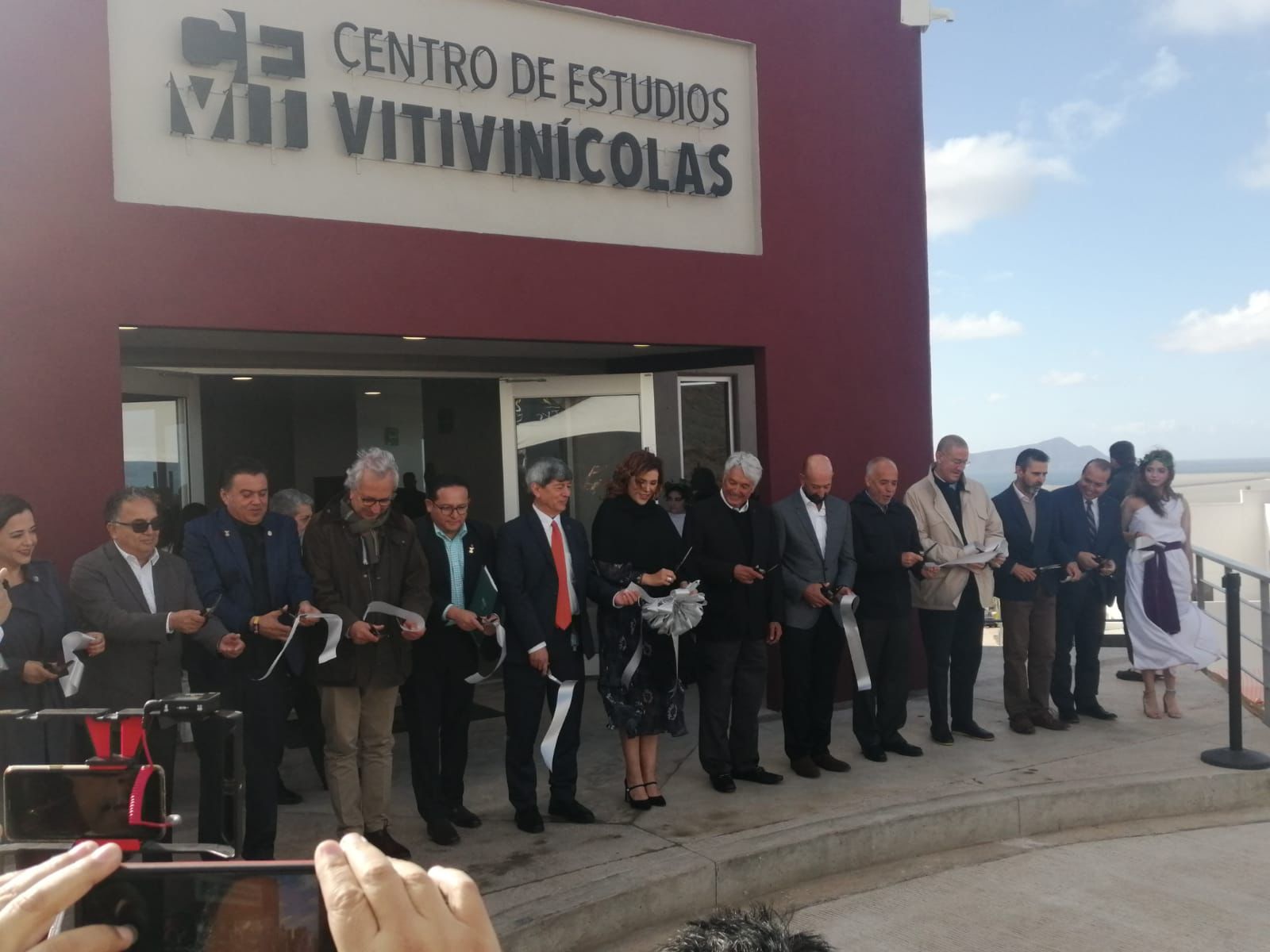 Inicia operaciones el Centro de Estudios Vitivinícolas (CEVIT) en ...