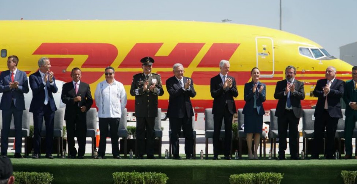 DHL inaugura el primer vuelo de carga en el AIFA; Aeropuerto “fue buen negocio”, dice AMLO ...