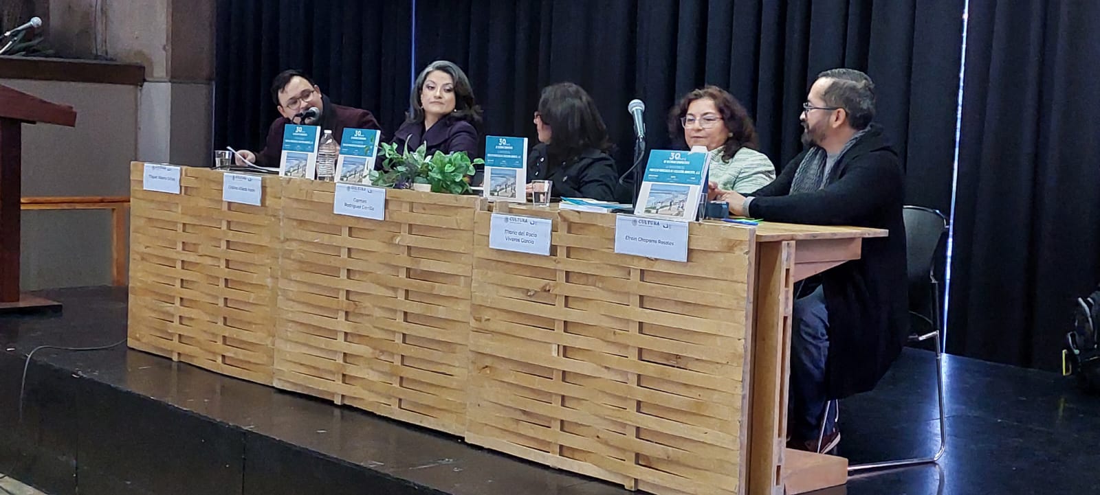 Presentan Libro “30 Años De Historias Compartidas” De Proyecto