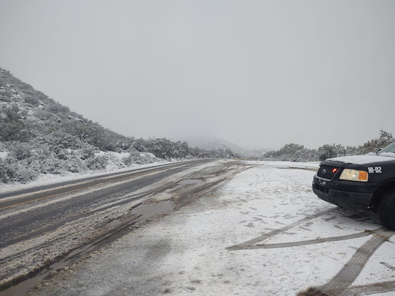 Nevadas impiden el paso al parque Constitución de 1857 y San Pedro ...