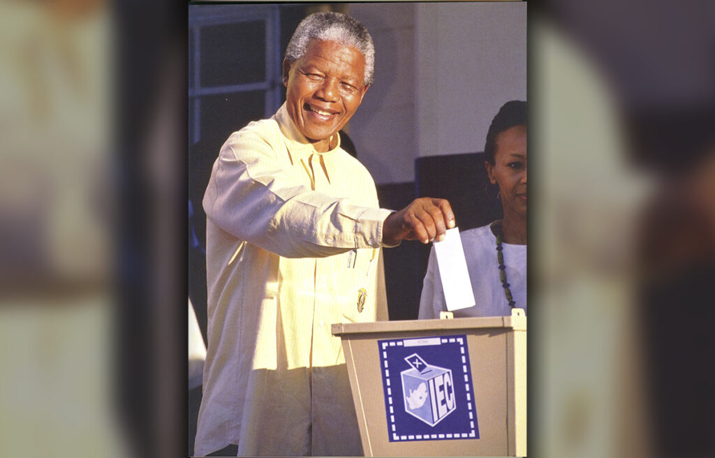 Nelson Mandela y la democracia - Semanario ZETA