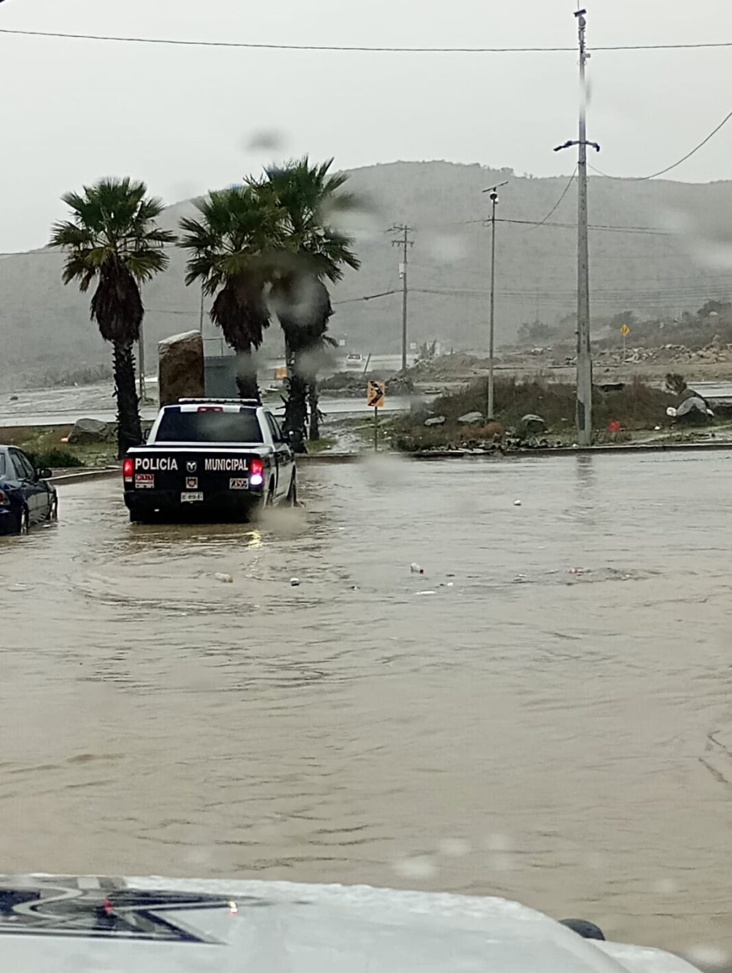 Inundaciones, choques y rescate de personas tras lluvias en Tijuana ...