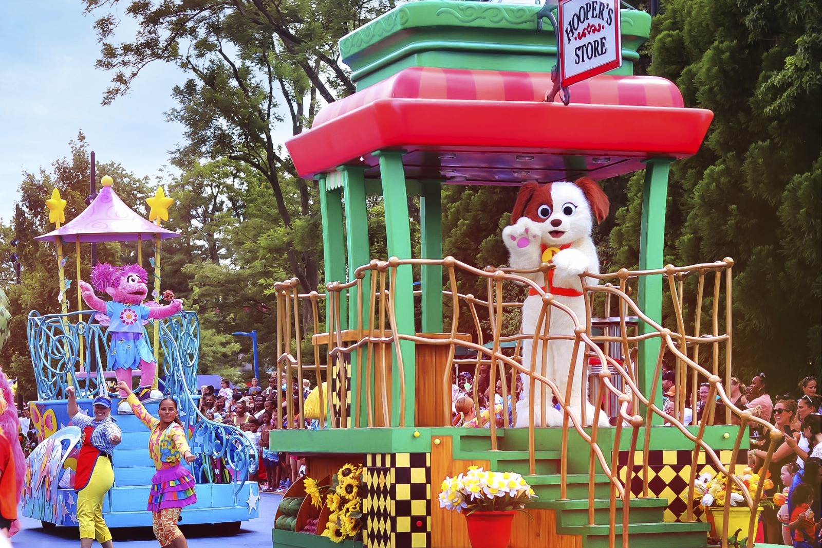 Tango será la estrella en Sesame Place - Semanario ZETA