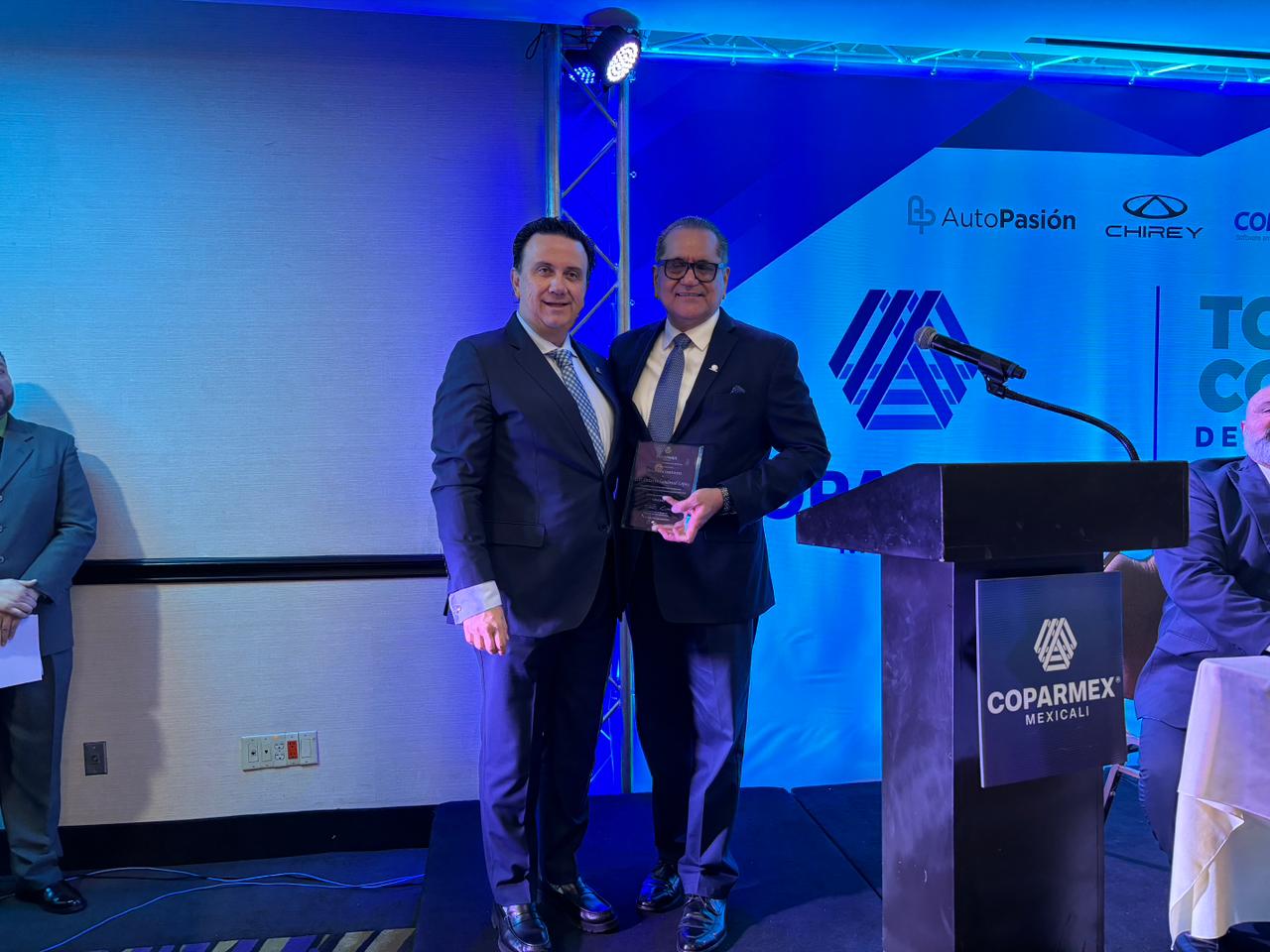 Con una clase de consciencia social, Octavio Sandoval deja Coparmex ...