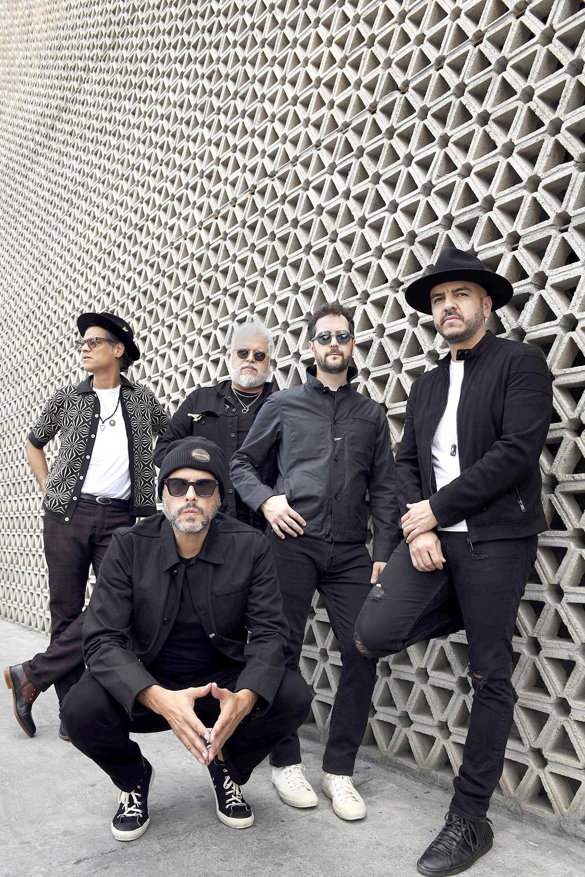 Compartirán escenarios - Semanario ZETA