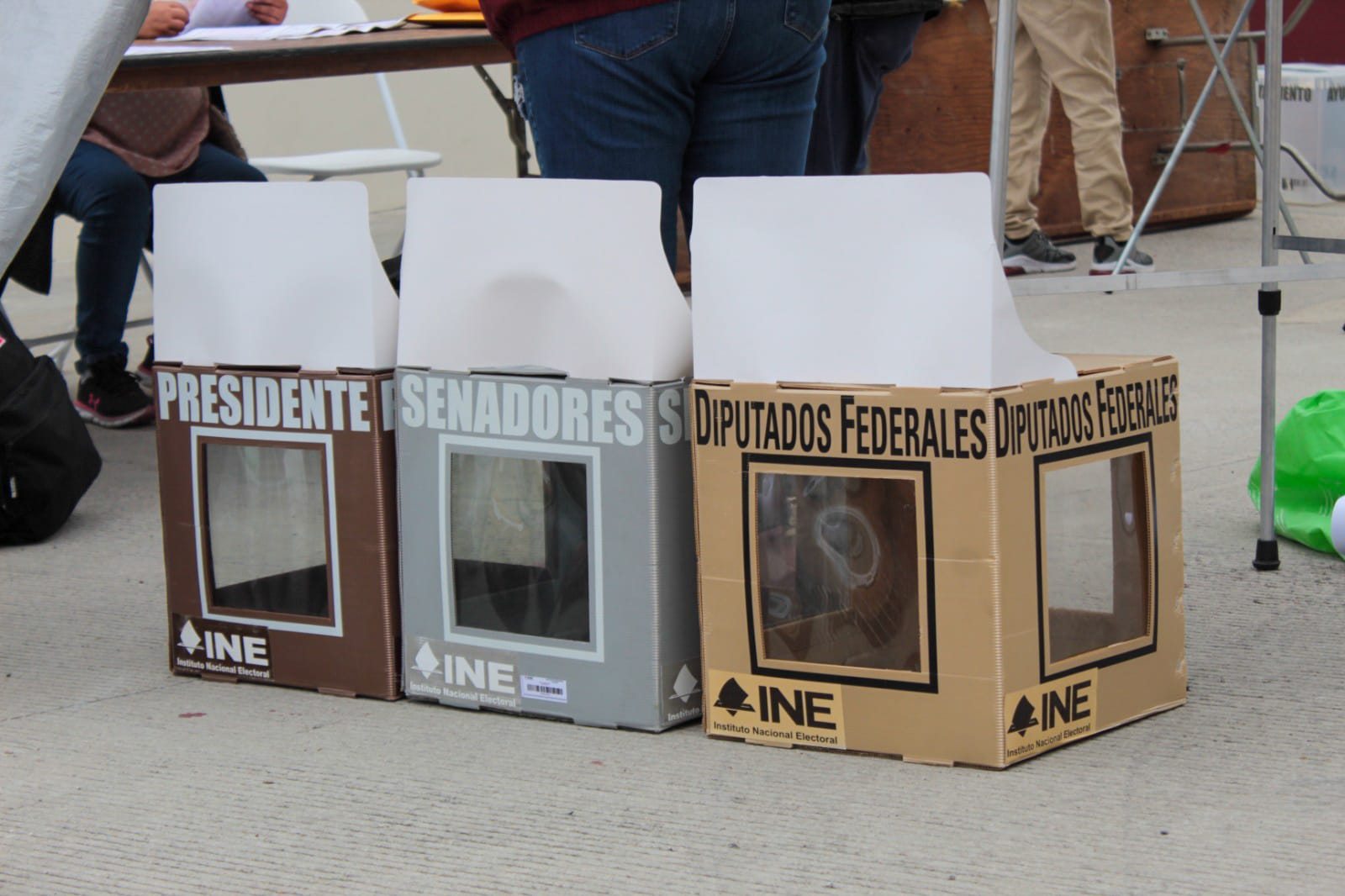 Intercambio de fuego y sustracción de material durante comicios, en ...