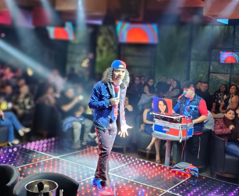 El comediante “Bicolor”, busca la consolidación - Semanario ZETA