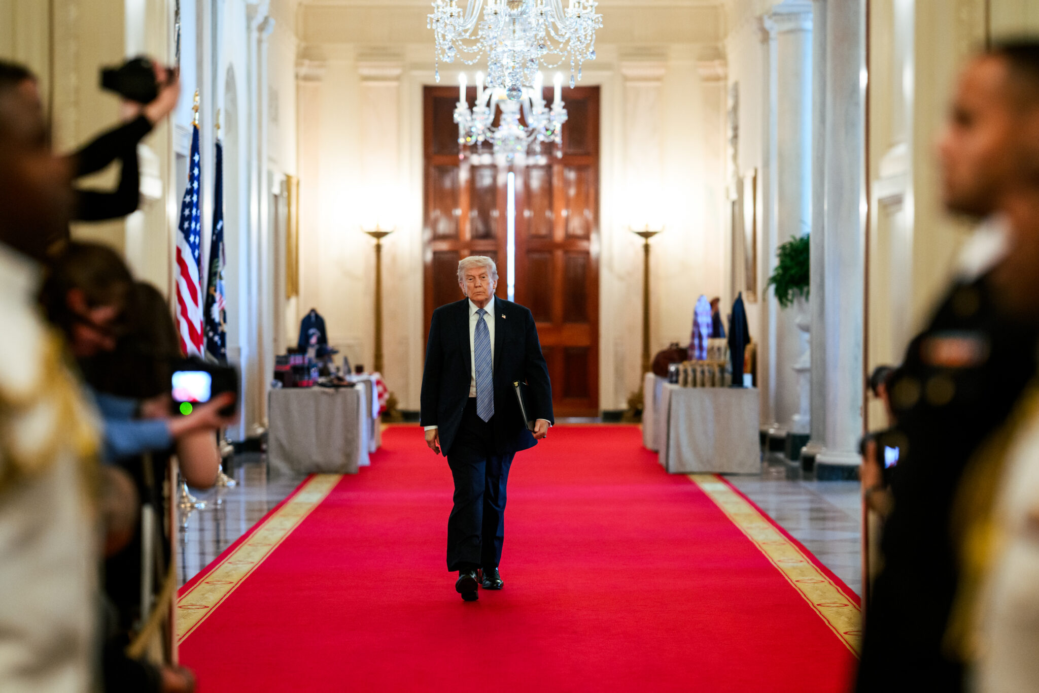 Trump amenaza con operación terrestre en MX, si México no ataca al ...